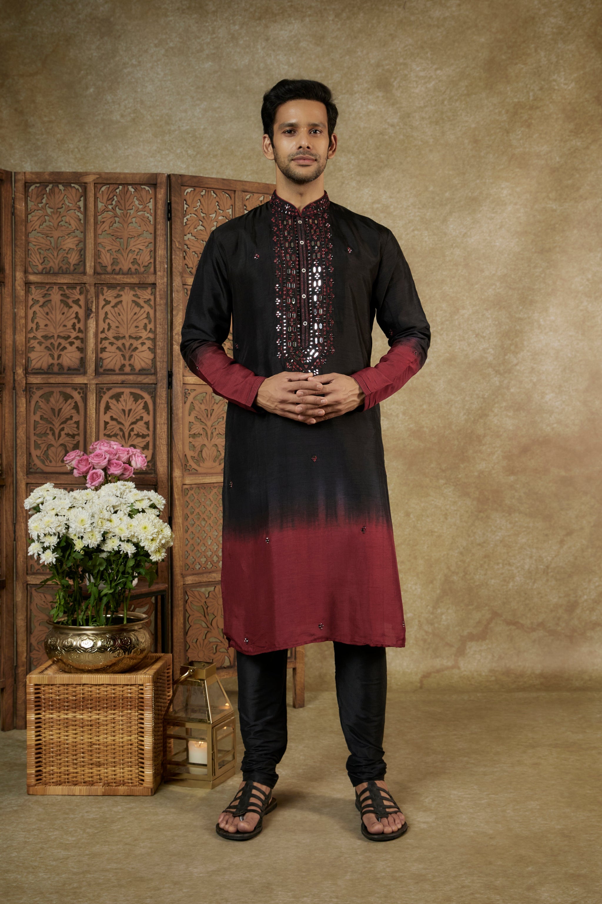 OMBRE BLACK GARNET MIRROR AND RESHAM SILK KURTA SET